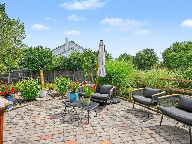 3215 Fenview Drive