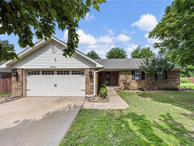 3215 Huntington Cv, Russellville, AR 72802