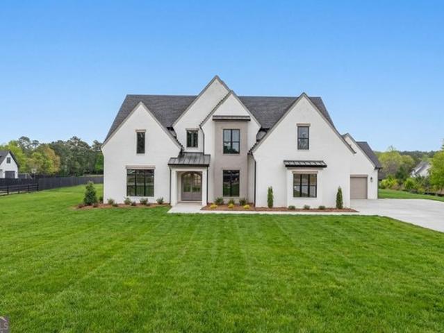3215 Indian Shoals Rd, Dacula, GA 30019
