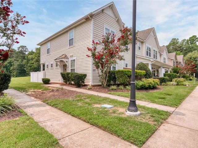 3215 Kenton CT