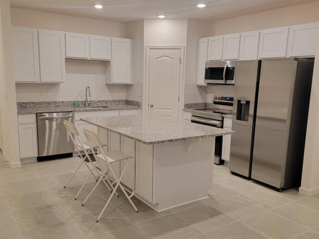 3215 Penny Cove Dr, Jacksonville, FL 32218 | MLS #2104 | Compass