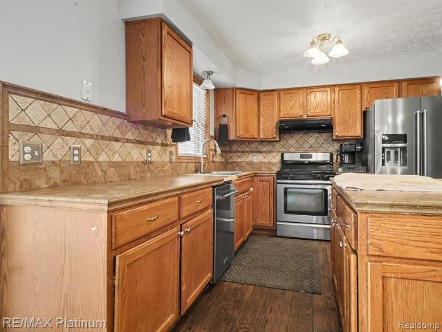 3215 Rafferty Drive