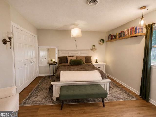 3215 The Trail Road