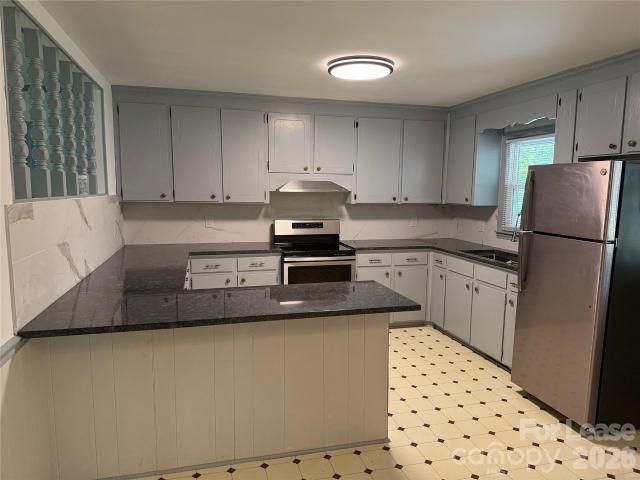 3215 Waxhaw Highway