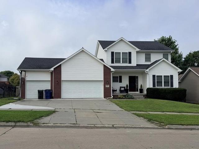 3215 Whitlock Rd, Lincoln, NE 68516
