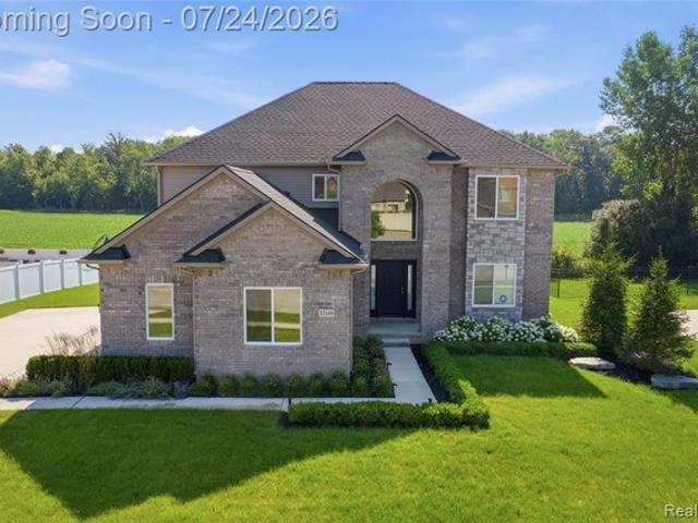 32169 Adam Brown Dr, Brownstown Township, MI 48173