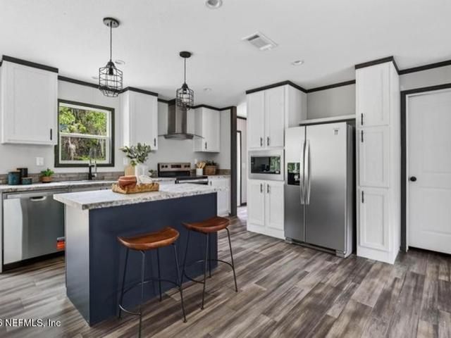 3216 Mill Creek Rd, Middleburg, FL 32068