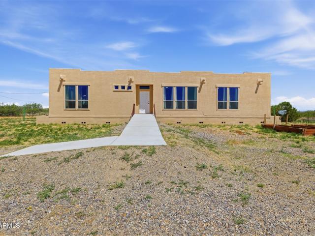 3216 N Mesquite Road