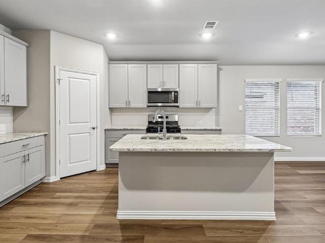 3216 Dustbend Plaza