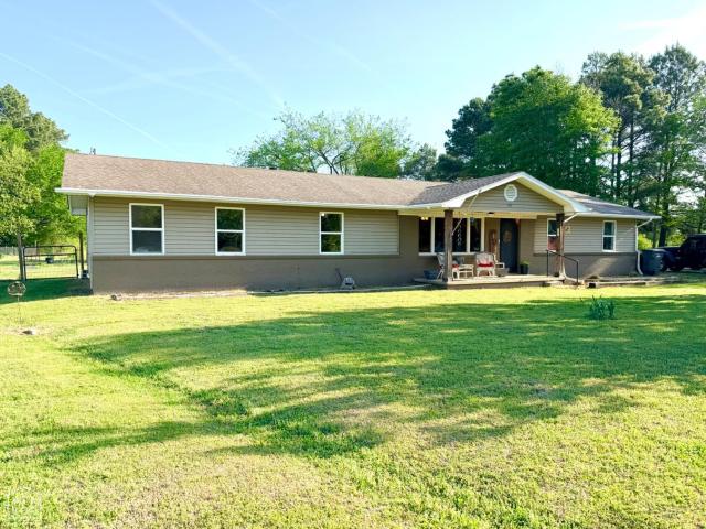 3216 Horseshoe