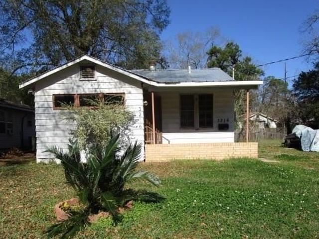 3216 Peach St, Alexandria, LA 71301