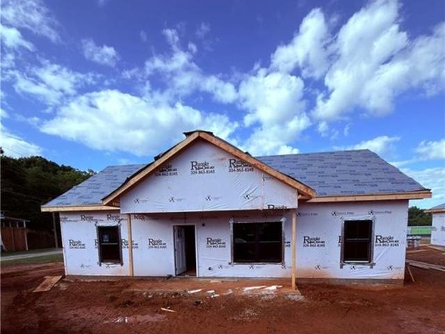 3216 S Phillips Rd, Lanett, AL 36863