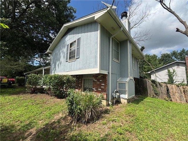 3216 W 22nd Ct, Lawrence, KS 66047