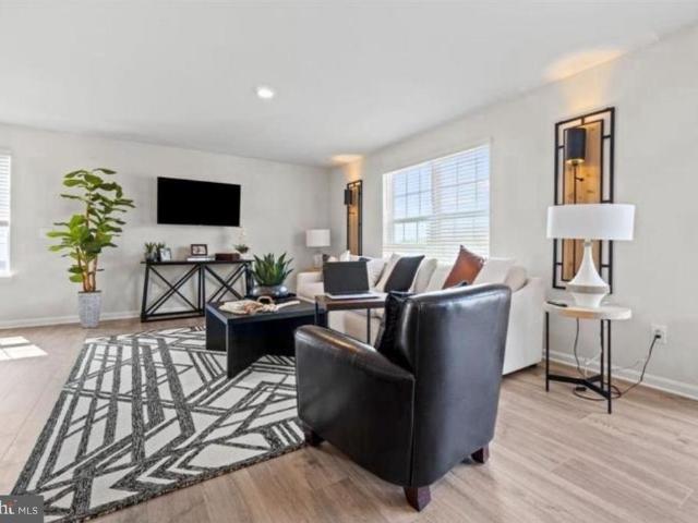 3216 white tail dr