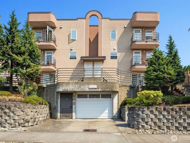 3216 14th Ave W Apt 202, Seattle, WA 98119