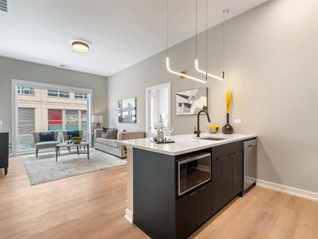 3217 N Clark Street # 201