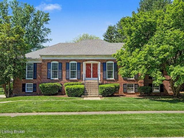 3217 Broeck Pointe Cir, Louisville, KY 40241
