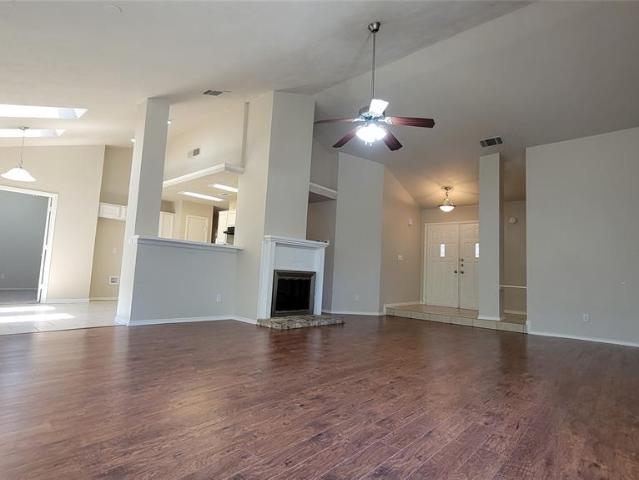 3217 Cliffview Drive