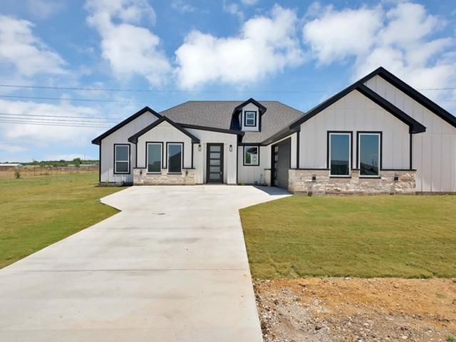 3217 Cobbler Ln, Joshua, TX 76058