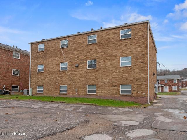 3217 Fordhaven Rd