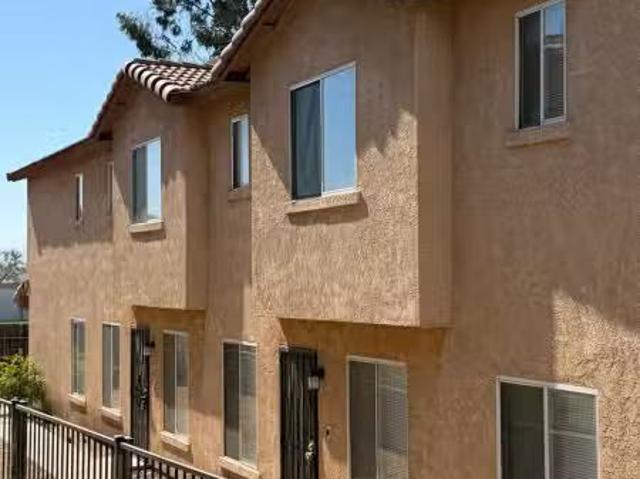 3217 Fortier St #D, Bakersfield, CA 93306