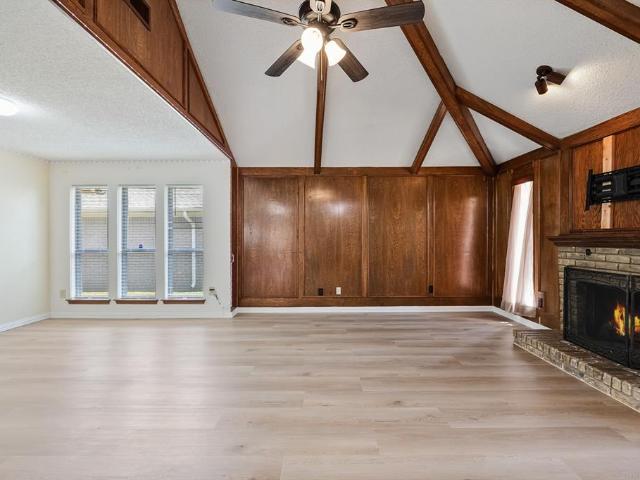 3217 Laurel Oaks Court