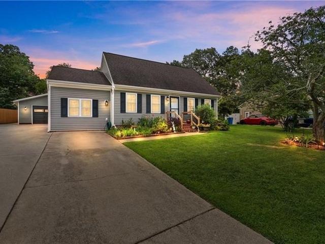 3217 Pryor Ct, Chesapeake, VA 23323