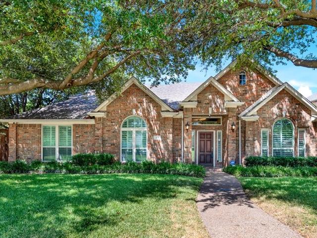 3217 Royal Melbourne Dr, Plano, TX 75093