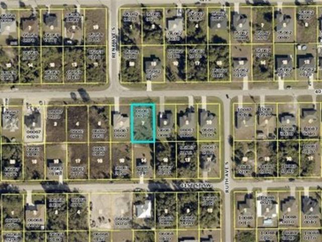 3217 40th St SW, Lehigh Acres, FL 33976
