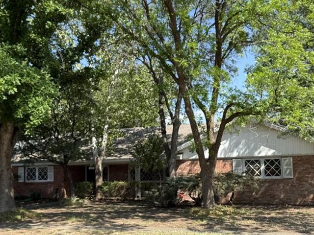 3217 53rd St, Lubbock, TX 79413