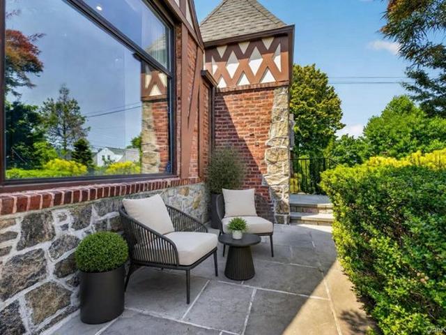 3218 nd St, Flushing, NY 11358