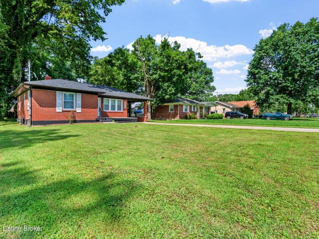 3218 Bridwell Dr