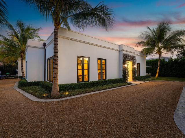 3218 S Olive Ave, West Palm Beach, FL 33405 | MLS #R11158 | Compass