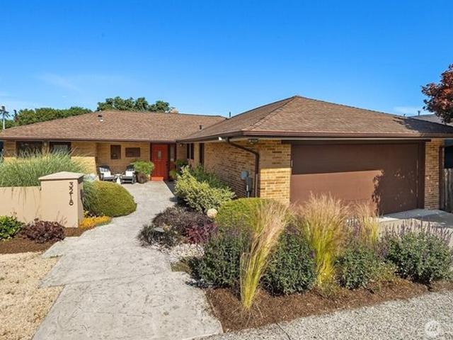 3218 36th Ave SW, Seattle, WA 98126