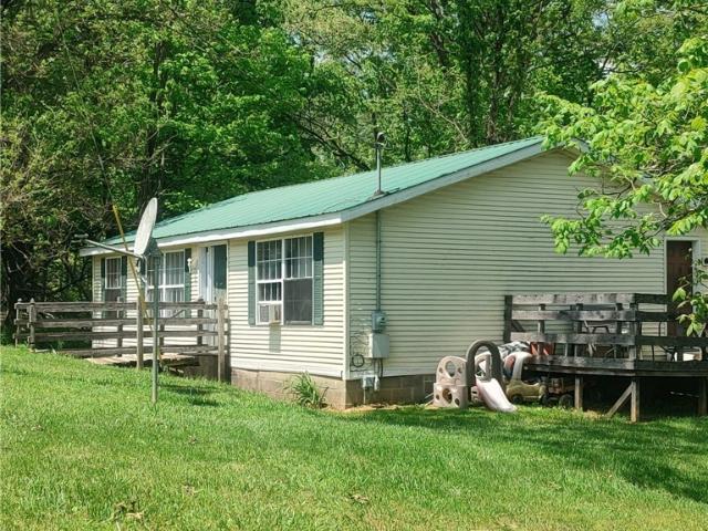 3219 Bay Road SE
