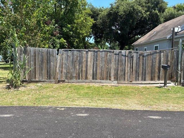 3219 Evella St, Houston, TX 77026