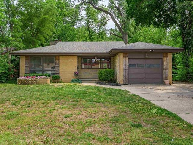 3219 E Skinner St, Wichita, KS 67218