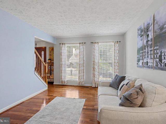 3219 Eastbend Court