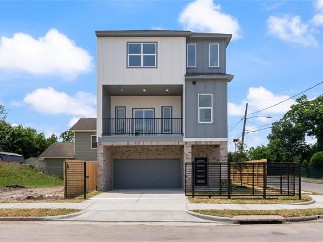 3219 Fontinot St, Houston, TX 77026