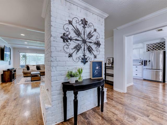 3219 La Costa Road