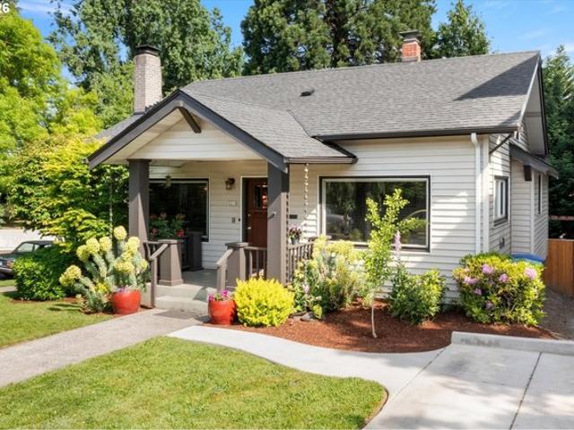 3219 SE Francis St, Portland, OR 97202