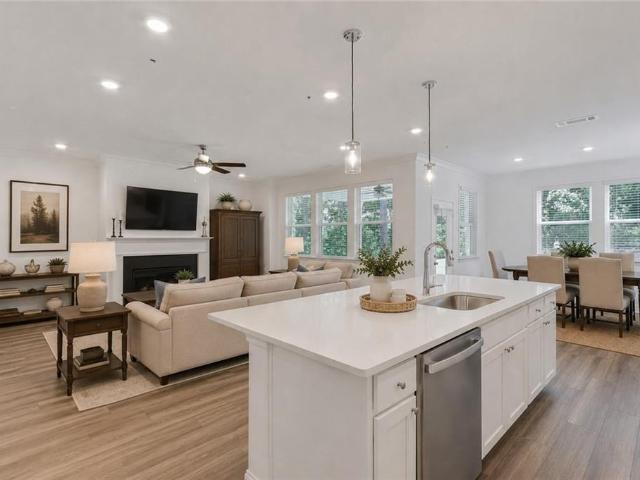 3219 Shirecrest Lane