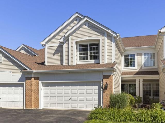 32102 Millard Cir Unit 2, Warrenville, IL 60555