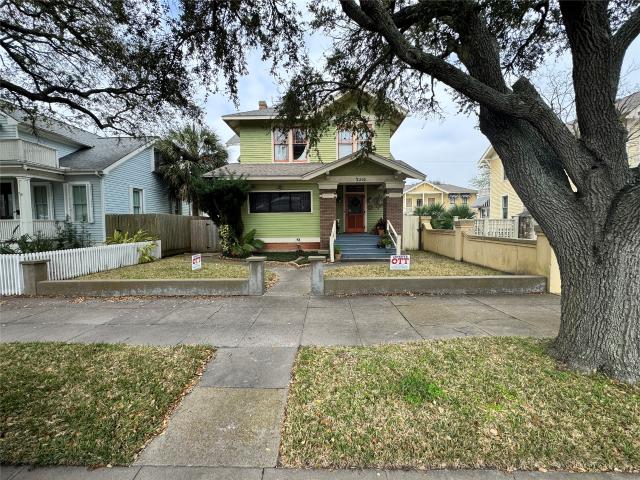 3210 Avenue Q, Galveston, TX 77550 | MLS #44094 | Compass