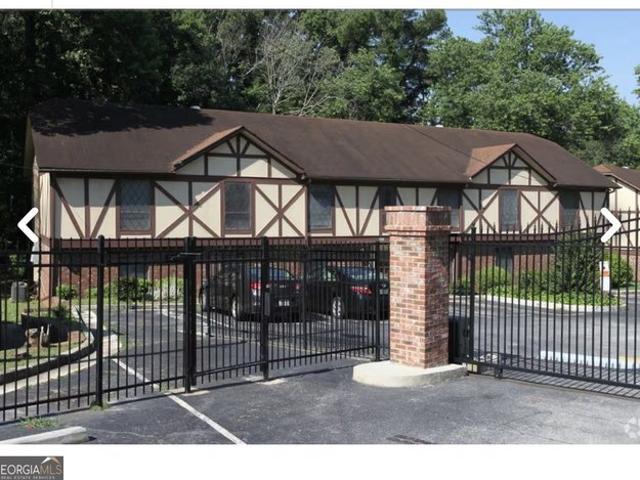 3210 Abbeywood Dr, Decatur, GA 30034