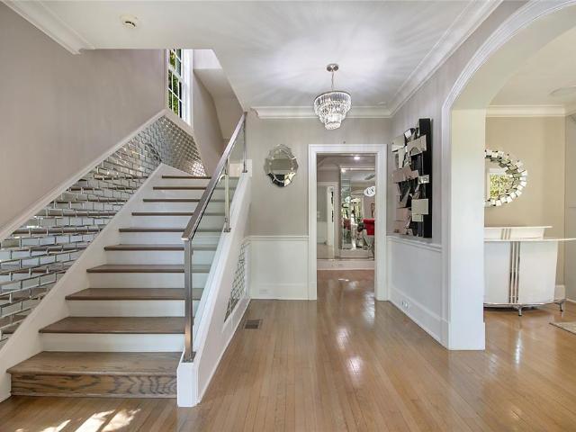 3210 Beverly Drive