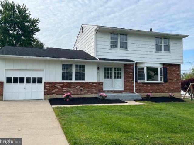 3210 Dunlap Dr, Wilmington, DE 19808
