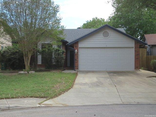 3210 Falcon Grove Dr, San Antonio, TX 78247