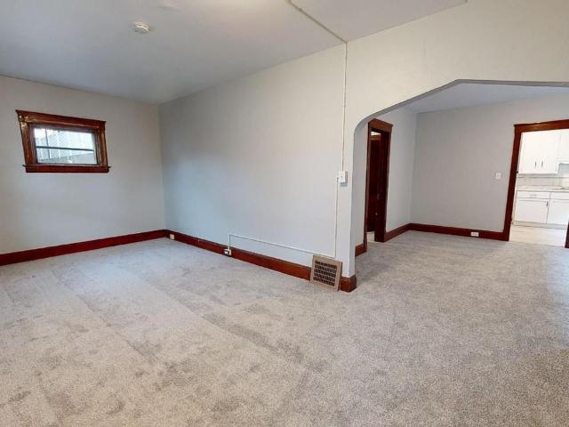 3210 W.98th 2 Bedroom Apartment for Rent at 3210 W 98th St, Cleveland, OH 44102 West Boulevard