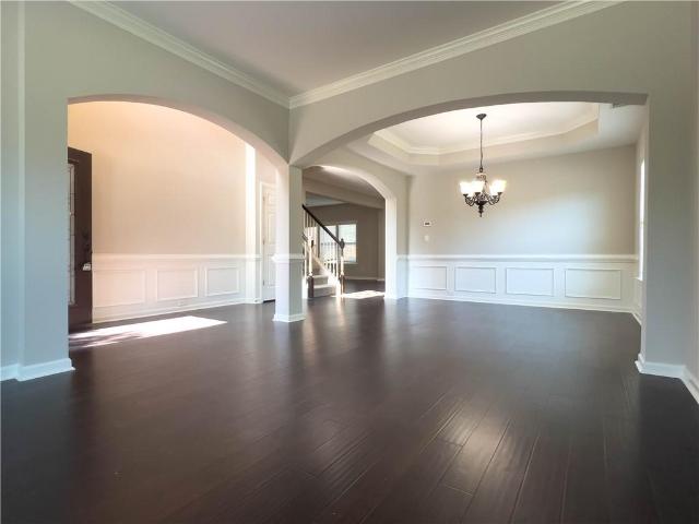 3210 Warbler Way